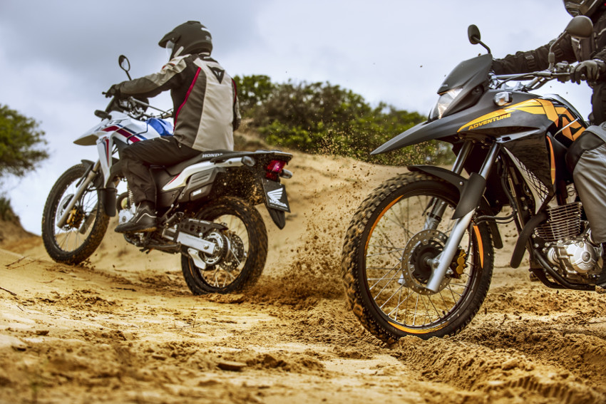 Honda XRE 300 Adventure 2017 3 | Motorede