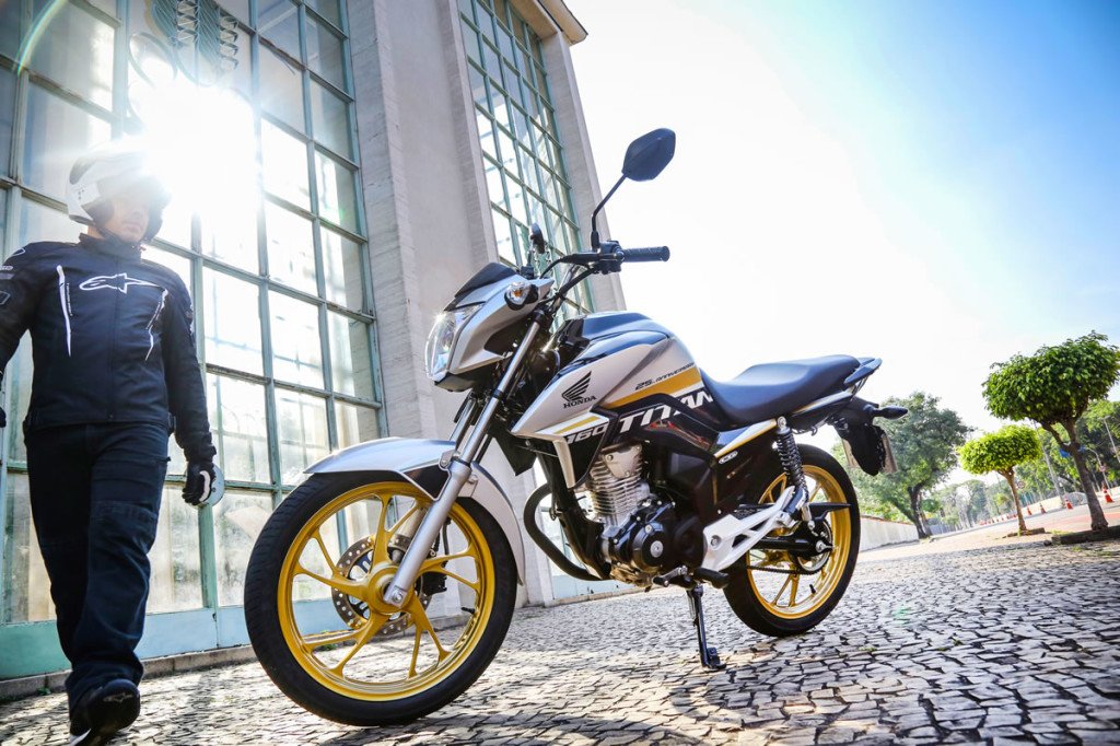 Nova CG Titan edição especial 25 anos: o que mudou? | Motorede