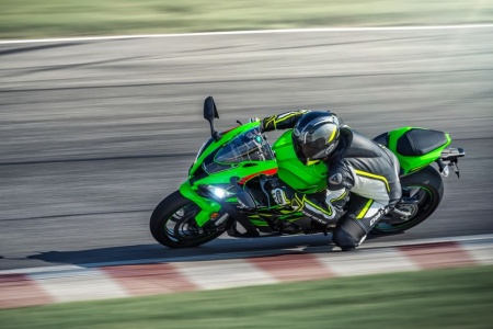 Kawasaki lança versão de entrada da Ninja ZX-10R 2020 | Motorede