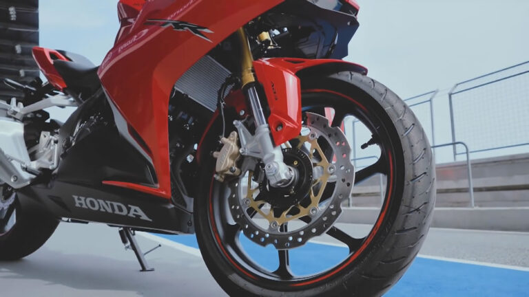 Nova CBR 300RR para brigar com R3 e Ninja 400 | Motorede