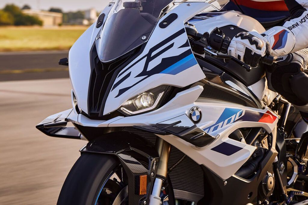 Nova BMW S 1000 RR é moto mais potente já produzida pela marca no ...